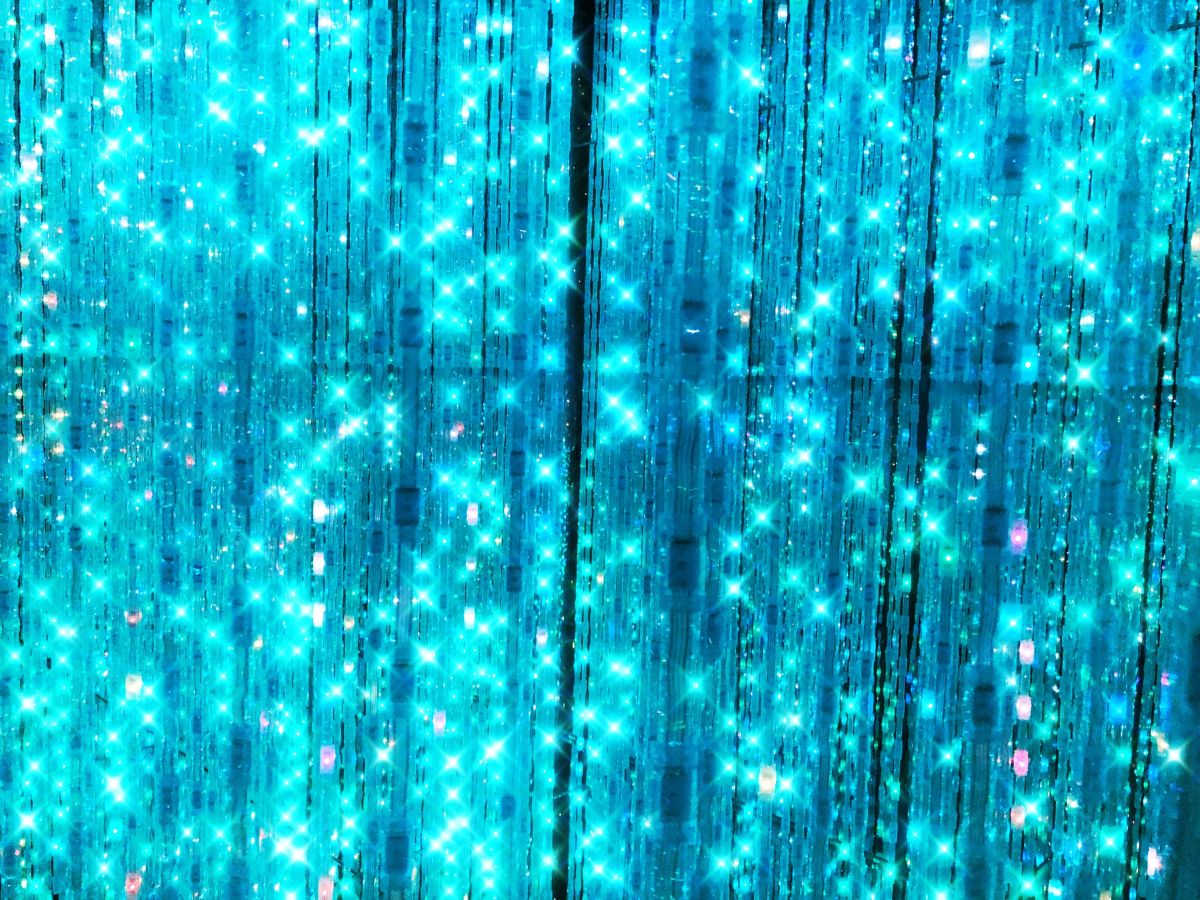 Seeing Blue Light When I Close My Eyes: Spiritual Meaning